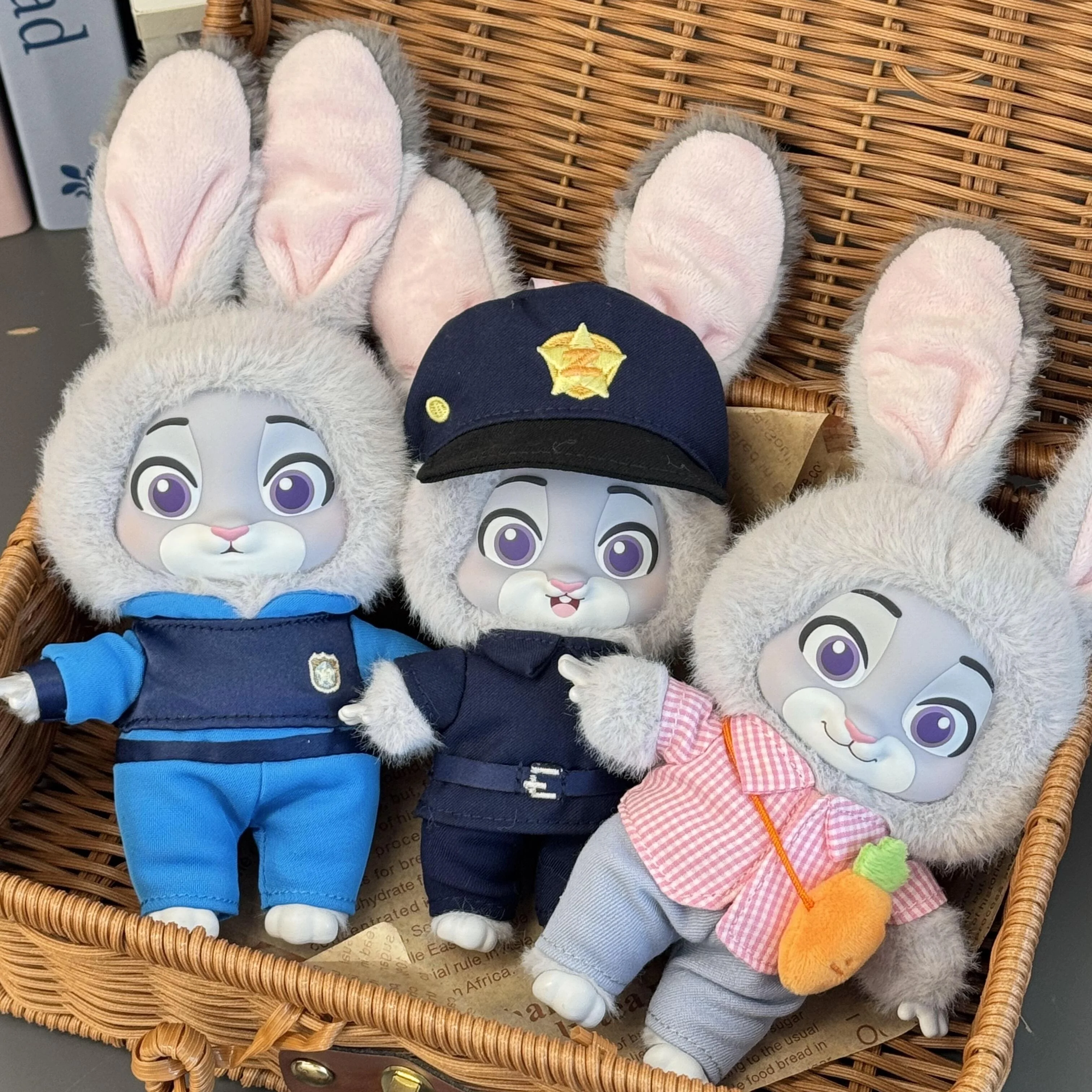 TOPTOY Zootopia Nick e Judy Growing Up Series Caixa cega de pelúcia ...