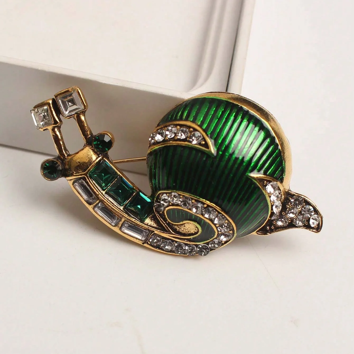 1pc-Vintage-Classic-Women-Men-Snail-Enamel-Pins-Brooches-Retro-Simple ...