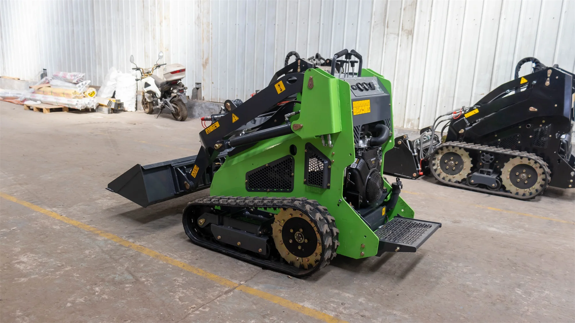 Hightop-Triangular-Rubber-Track-Mini-Skid-Steer-Loader-with-CE-EPA.jpg