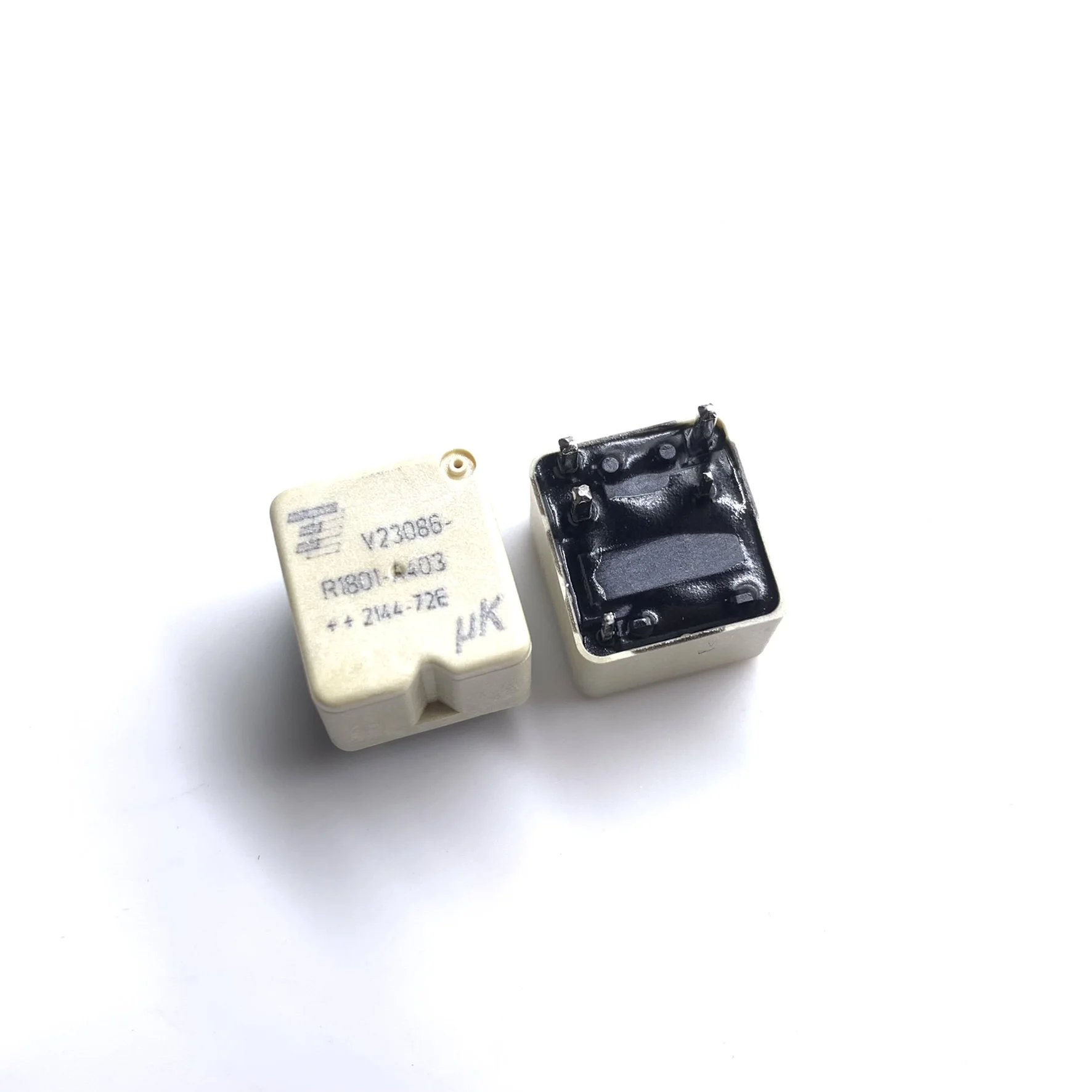 The Relay:V23086-R1801-A403,1 PCS