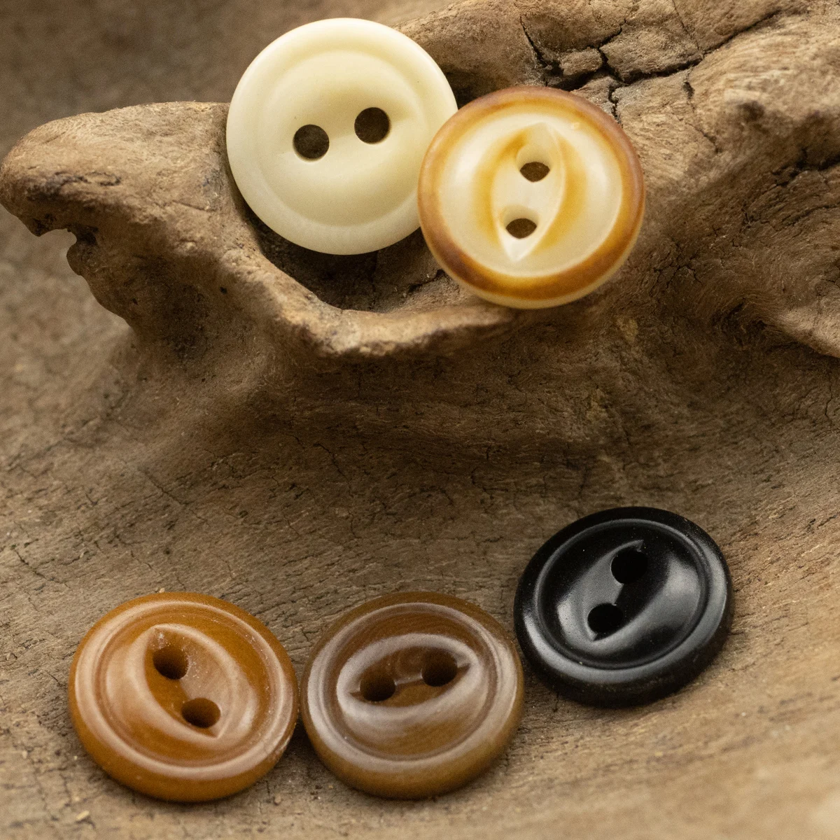 Fish-Eye-Shirt-Buttons-Eco-Corozo-Palm-Tree-Shell-Buttons-for-Shirts ...