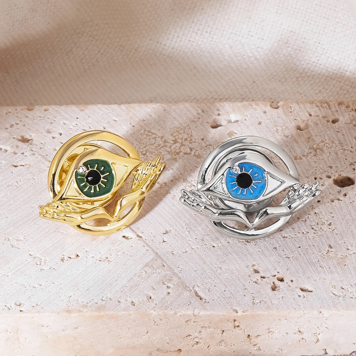 Catuni-Olhos-Oftalmologia-Medicina-Pin-Broche-Esmalte-Cristal-Cord-o-M ...