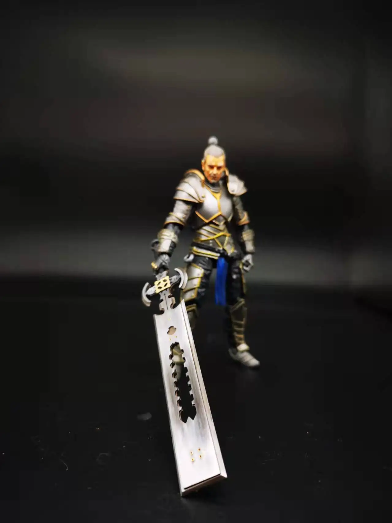 Knight's Giant Sword for 3.75 inches action figure 1/18 Metal toy