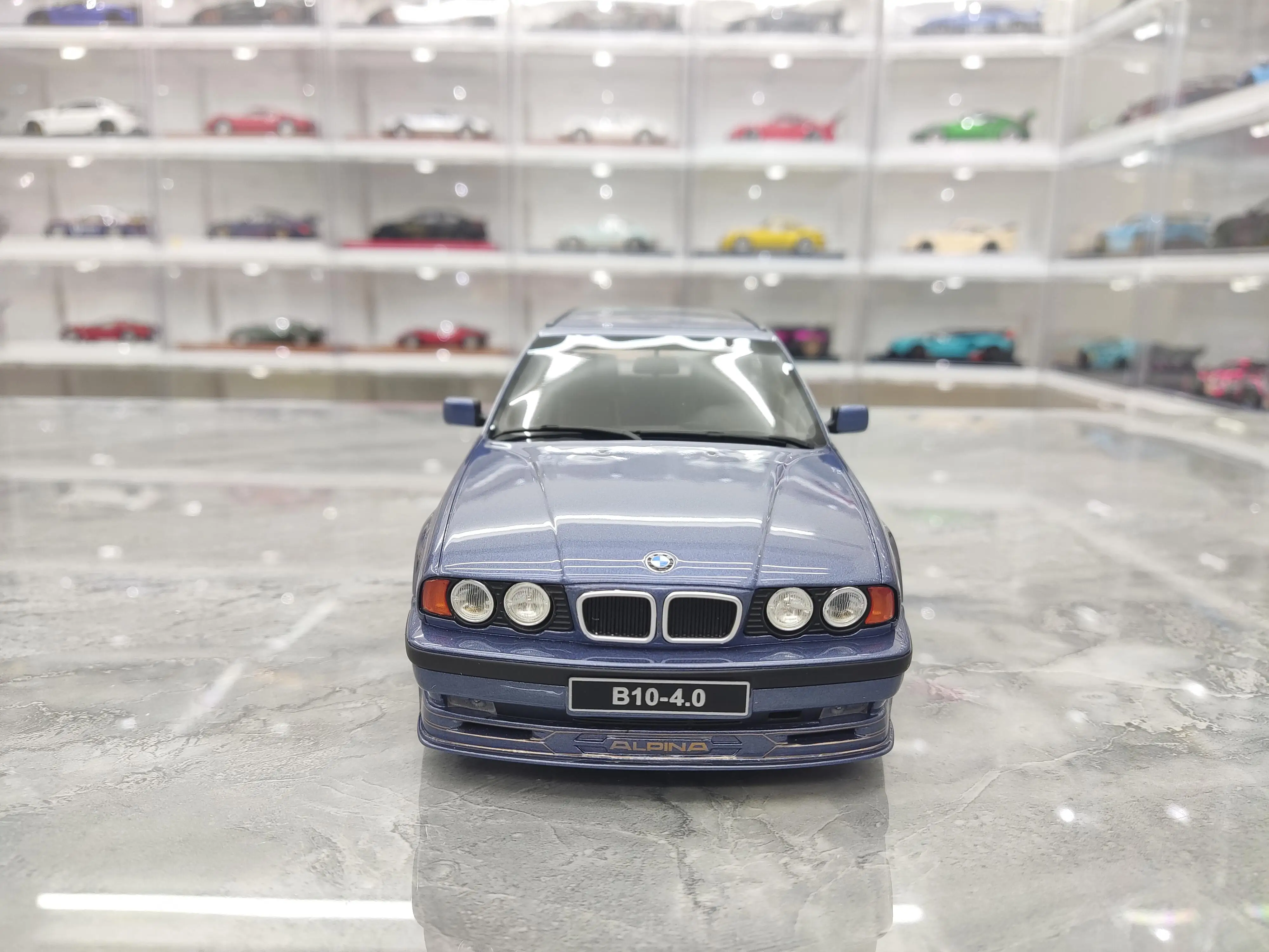 Alpina B10 Retro
