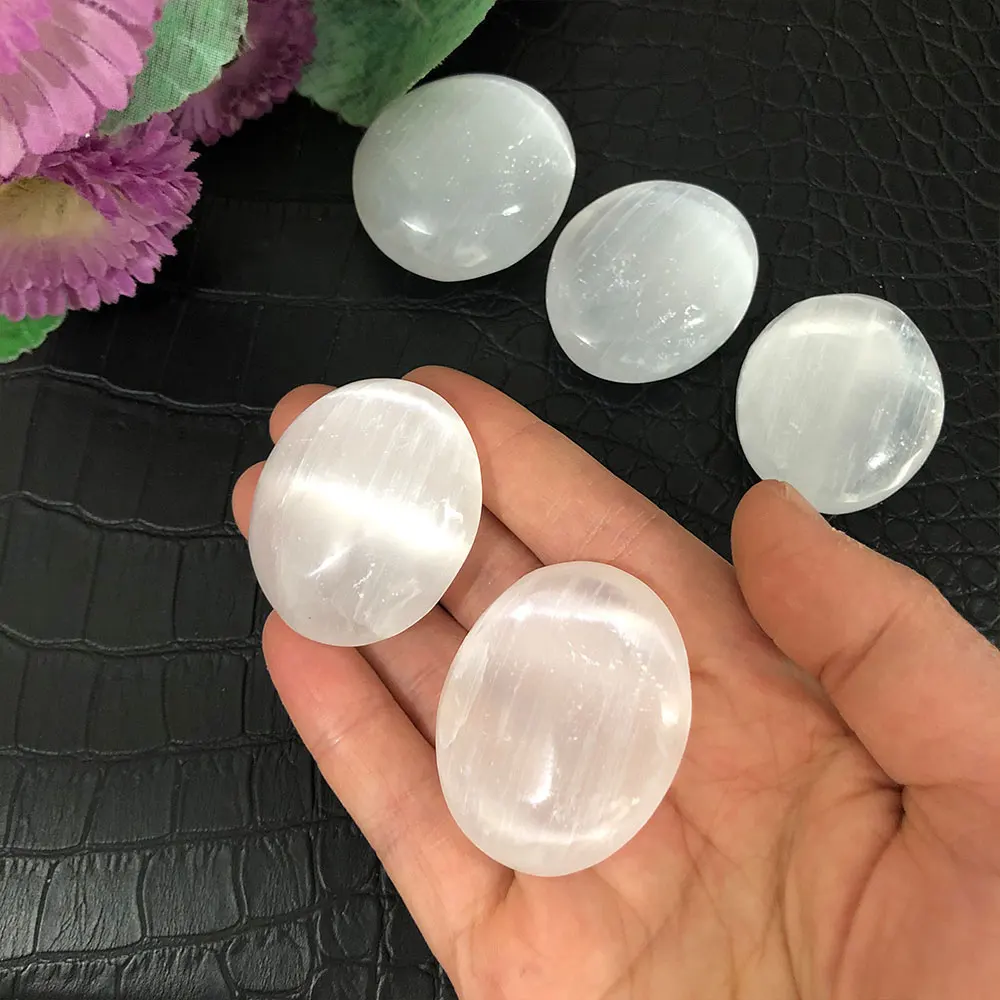 1pc Natural White Selenite Palmstone Quartz Crystals Healing Palm Stone ...