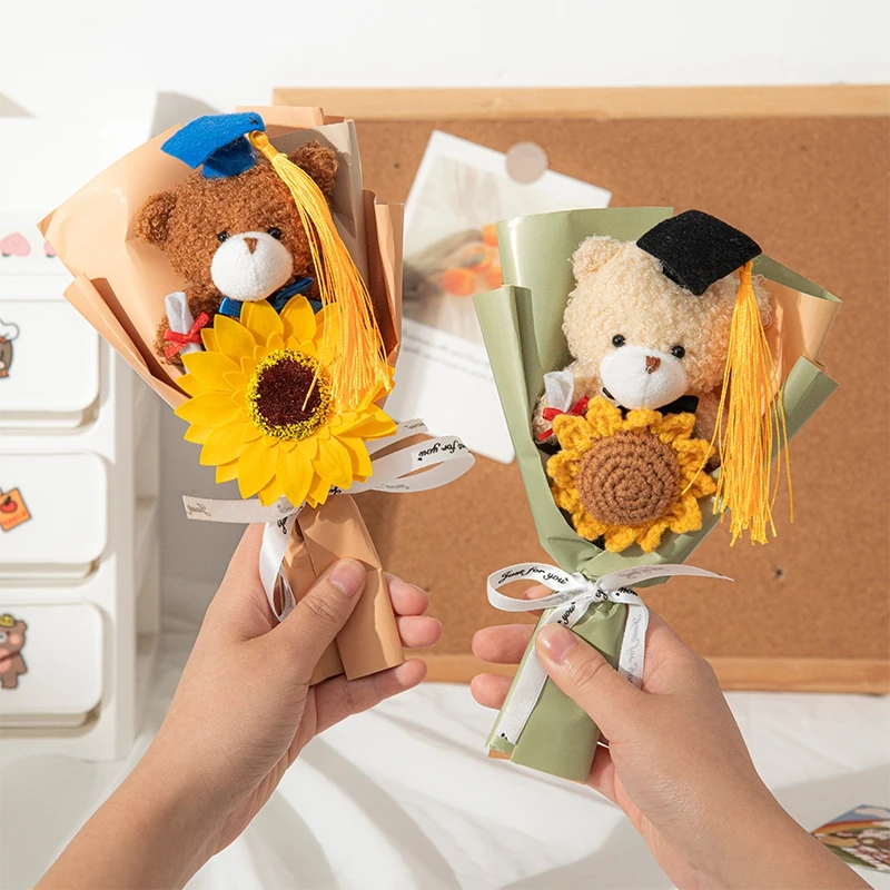 Simple Graduation Bouquet: The Perfect Small-Sized Keepsake for Every ...