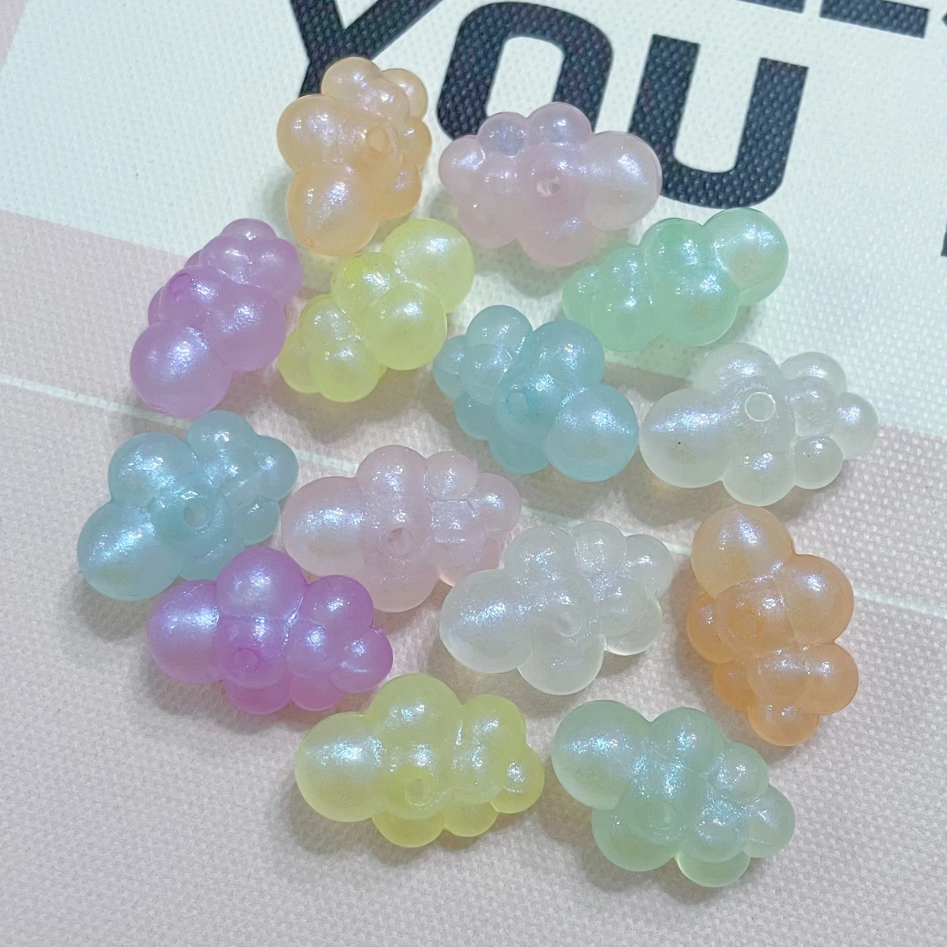 10pcs-Cute-Multi-Color-Cloud-Spacer-Acrylic-Cartoon-Flaky-Clouds-Beads-Necklace-Charms-Pendant ...