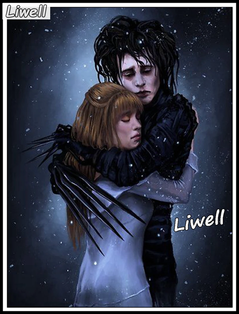 Edward Scissorhands And Kim Hug