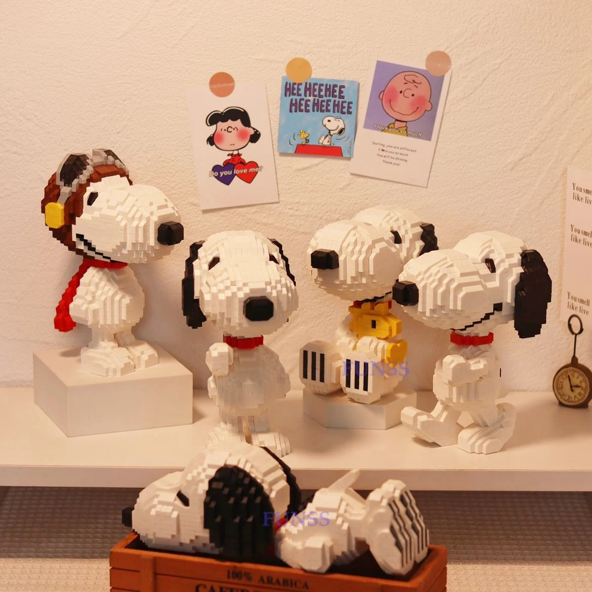 HSANHE-Snoopy-Building-Blocks-Assembly-Model-Cartoon-Dog-Bricks ...