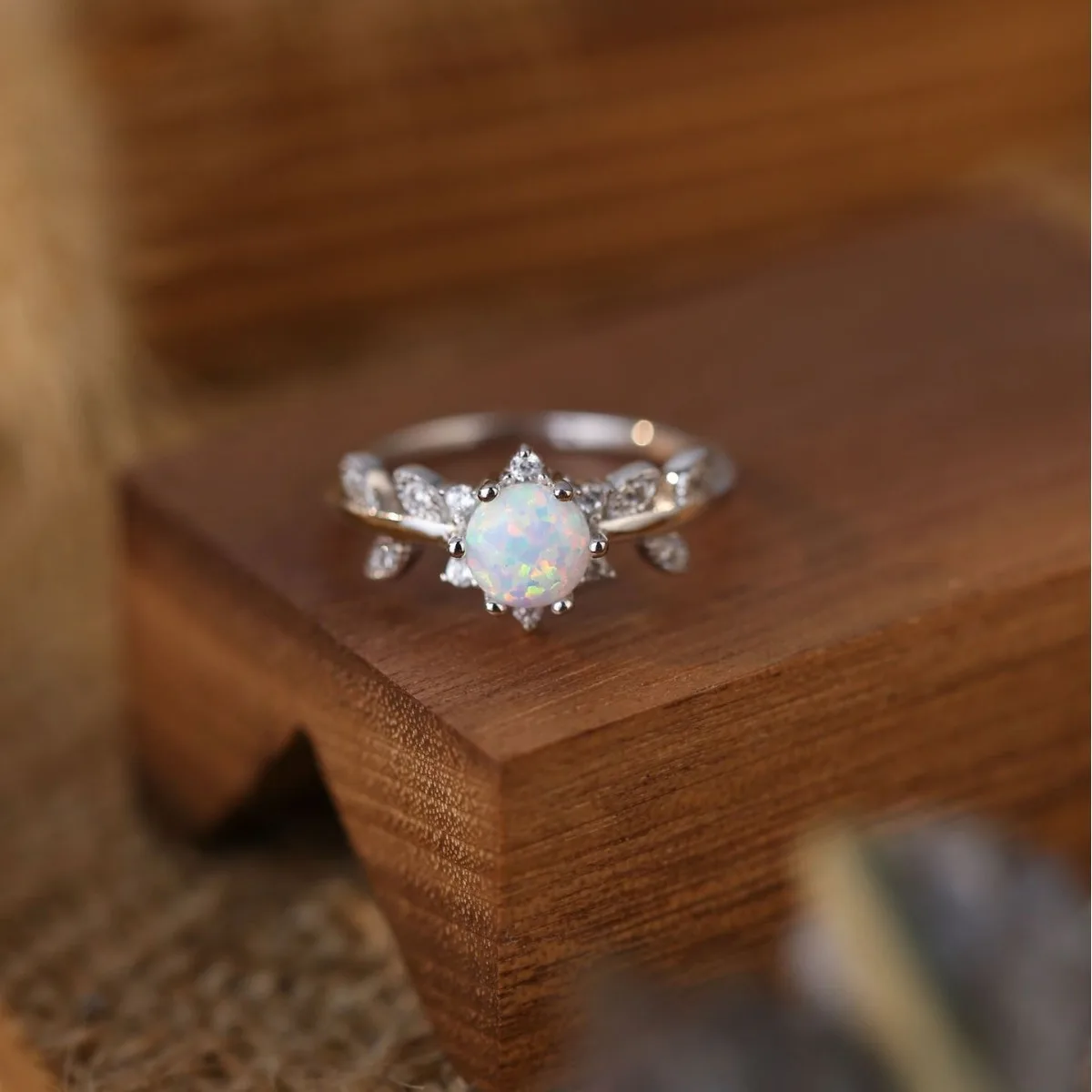 S925-Silver-Hot-Selling-New-Simple-and-Personalized-Round-White-Aobao ...