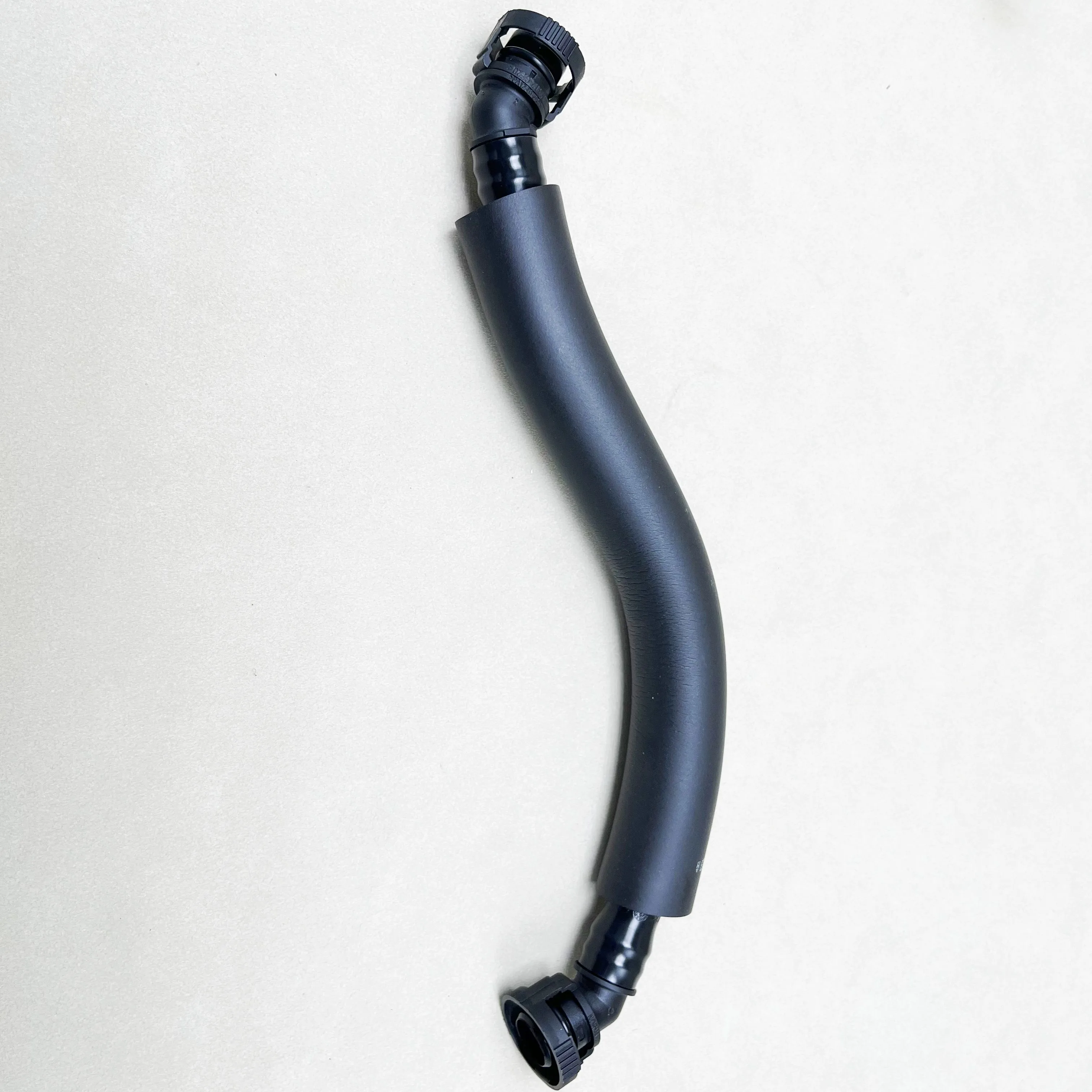 06J103221B Oil Water Separator Connection Hose Exhaust Pipe For VW ...