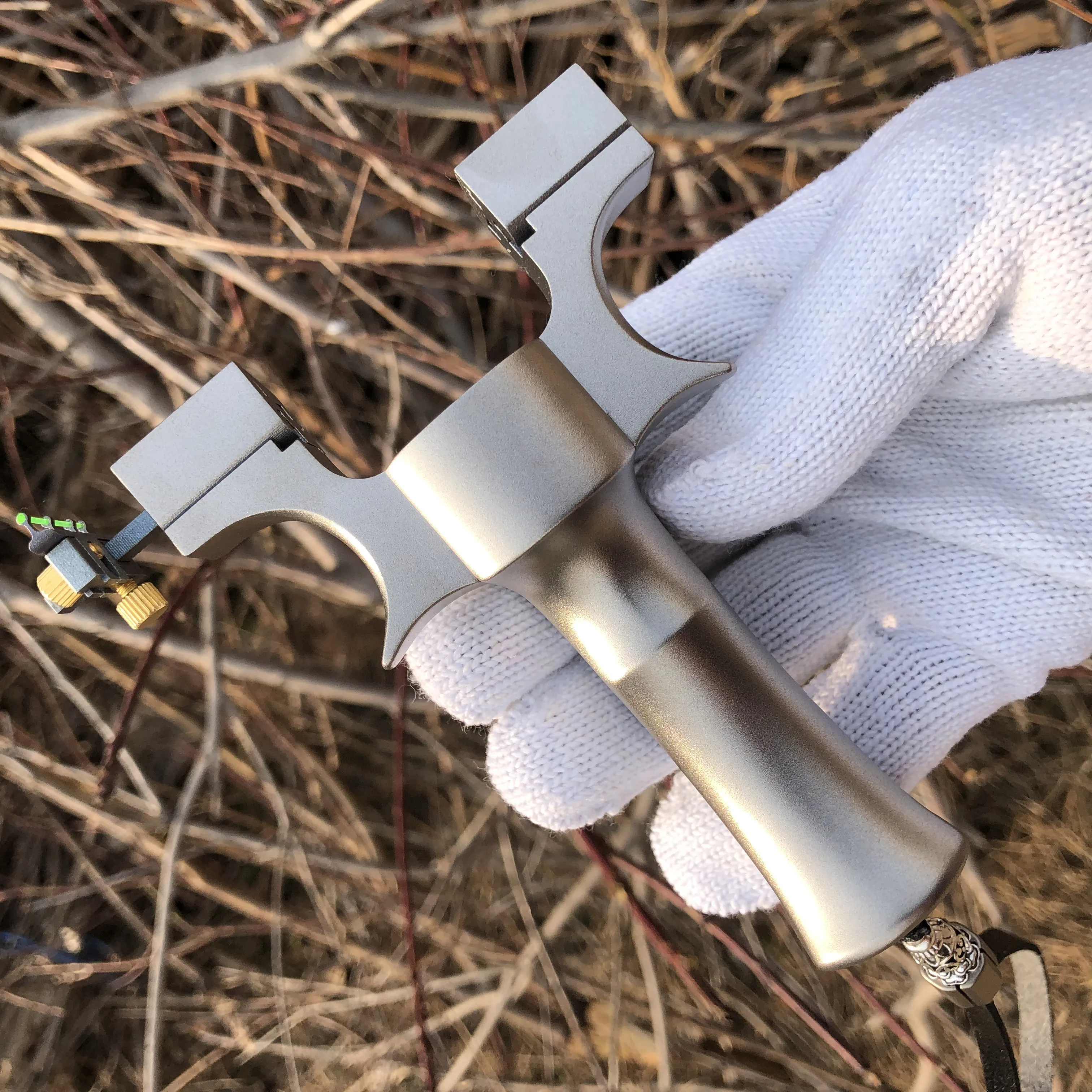 The-New-TC21-Titanium-Alloy-Slingshot-Flat-Leather-Bow-with-High ...