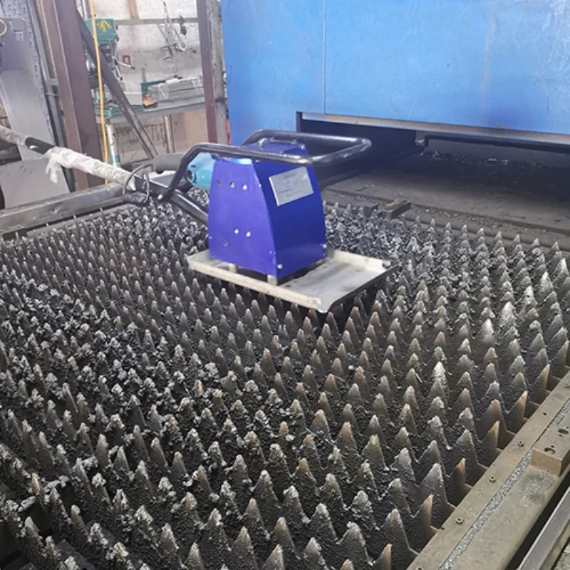 Easy-operation-Slat-Slag-Cleaner-For-Laser-Cutting-machine-Table-Slat ...