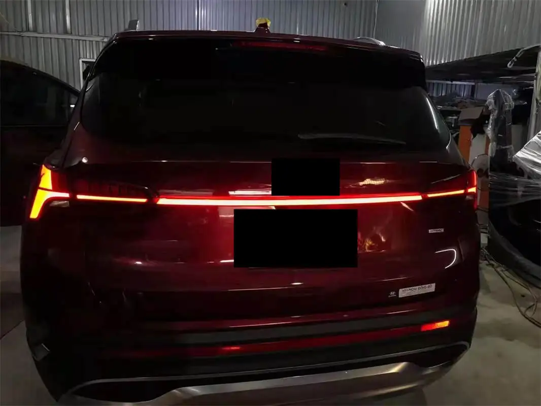 LED-Additional-Through-trunk-Rear-lamp-For-Hyundai-Santa-fe-2021-Brake-Light-Tail-Stop-Turn.jpg