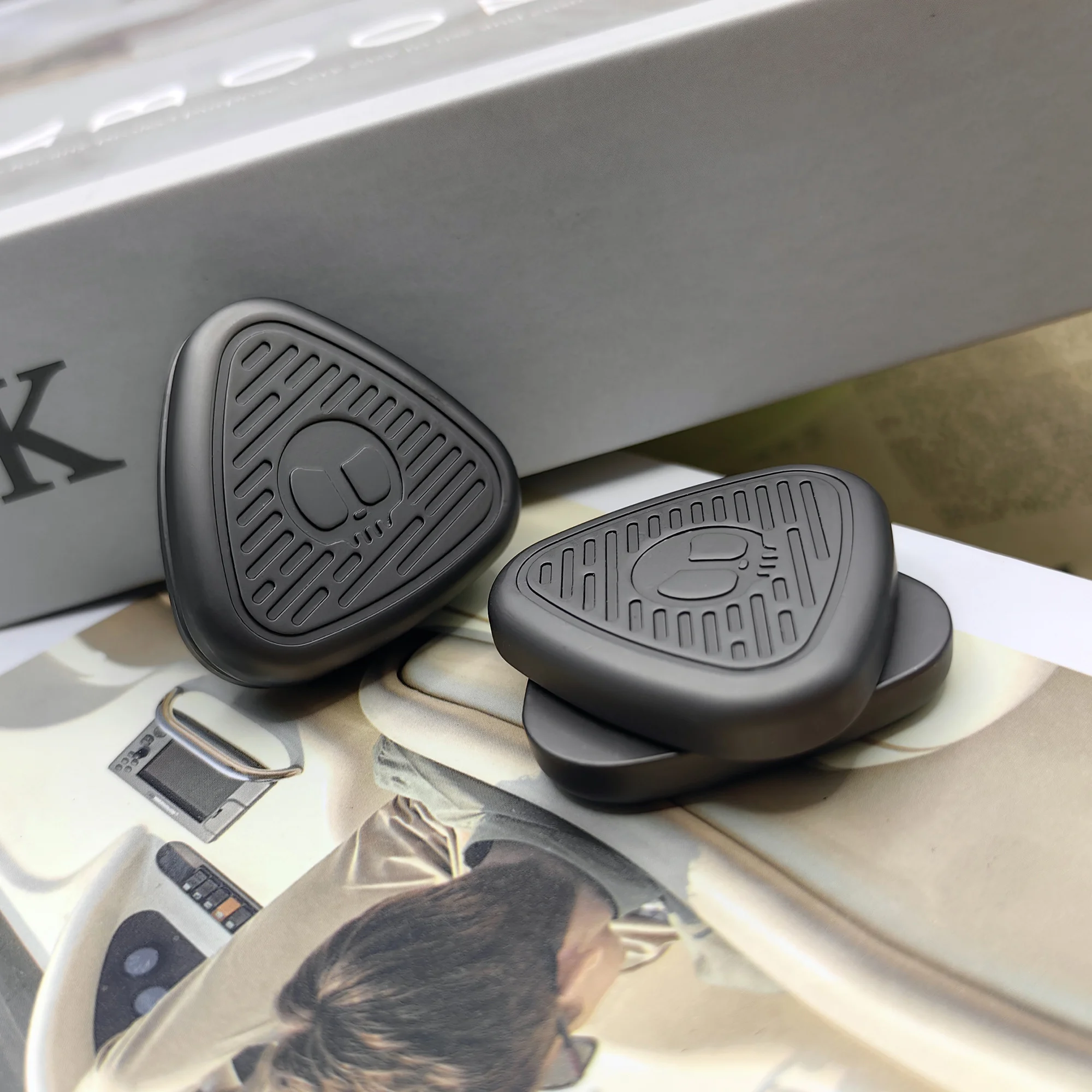 EDC-Fidget-Toys-Fingertip-Sliders-Adult-Desk-Toy-Stress-Relief-Magnetic ...