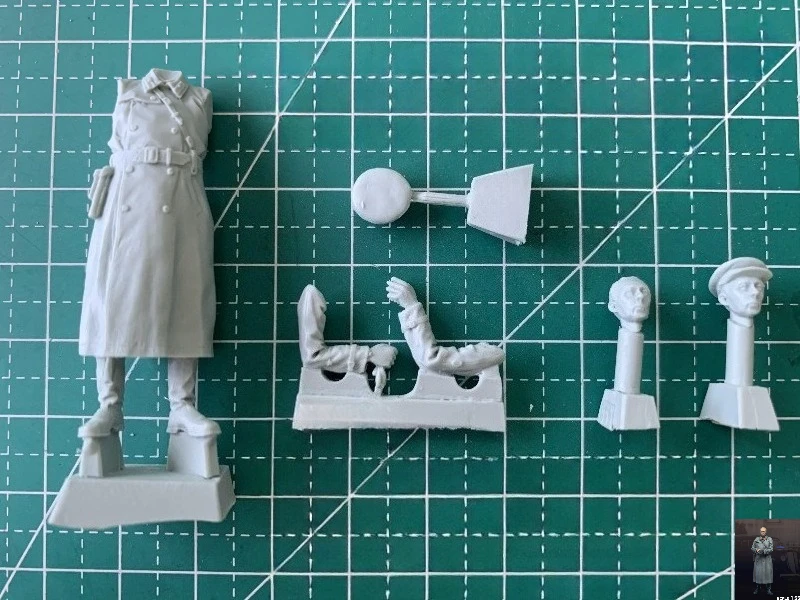 1/35 Scale Diecast Resin Figure Model Kit NKVD Major Need To Be ...