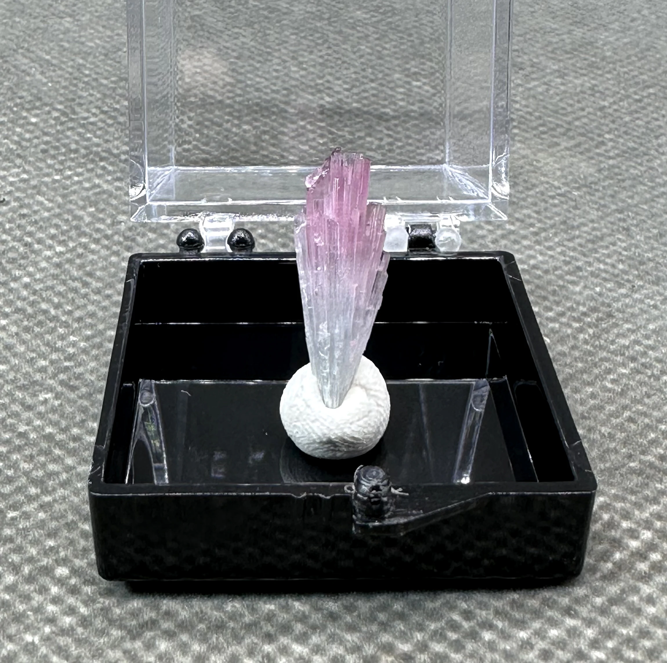 Very-rare-100-Natural-Afghanistan-tourmaline-mineral-crystal-specimens-stones-and-crystals ...