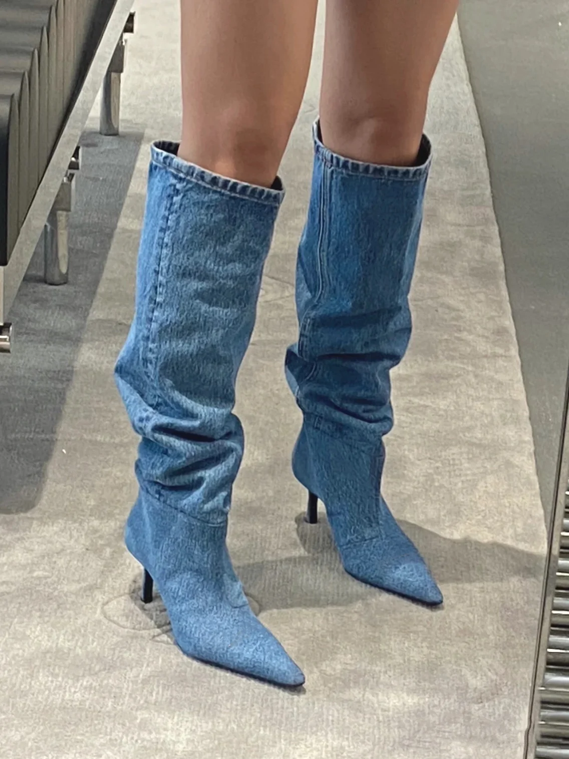 Wind-Pointed-Folded-Pile-Boots-2022-Winter-New-Stiletto-Fashion-Boots ...
