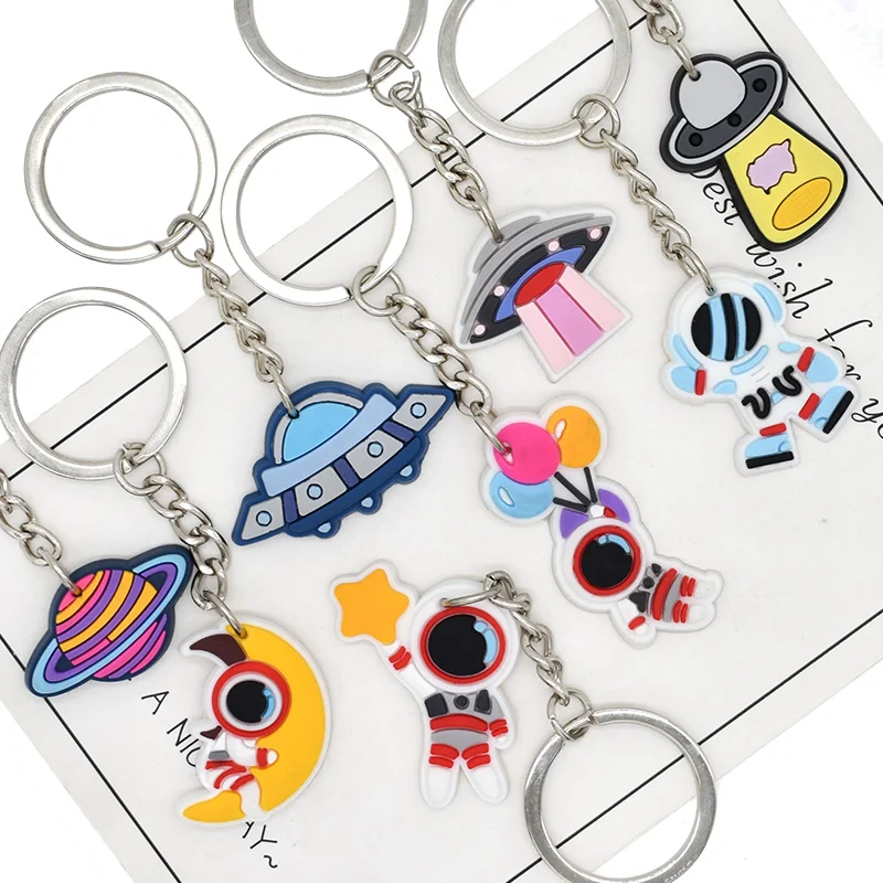 1PCS-PVC-UFO-Keychain-Univers-UFO-Spacecraft-Star-Astronauts-Key-Rings ...