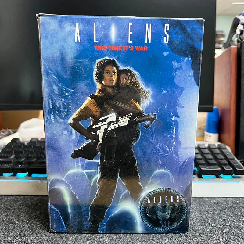 New Uncapped Neca First Edition Alien 2 Ripley And Newt 30th ...