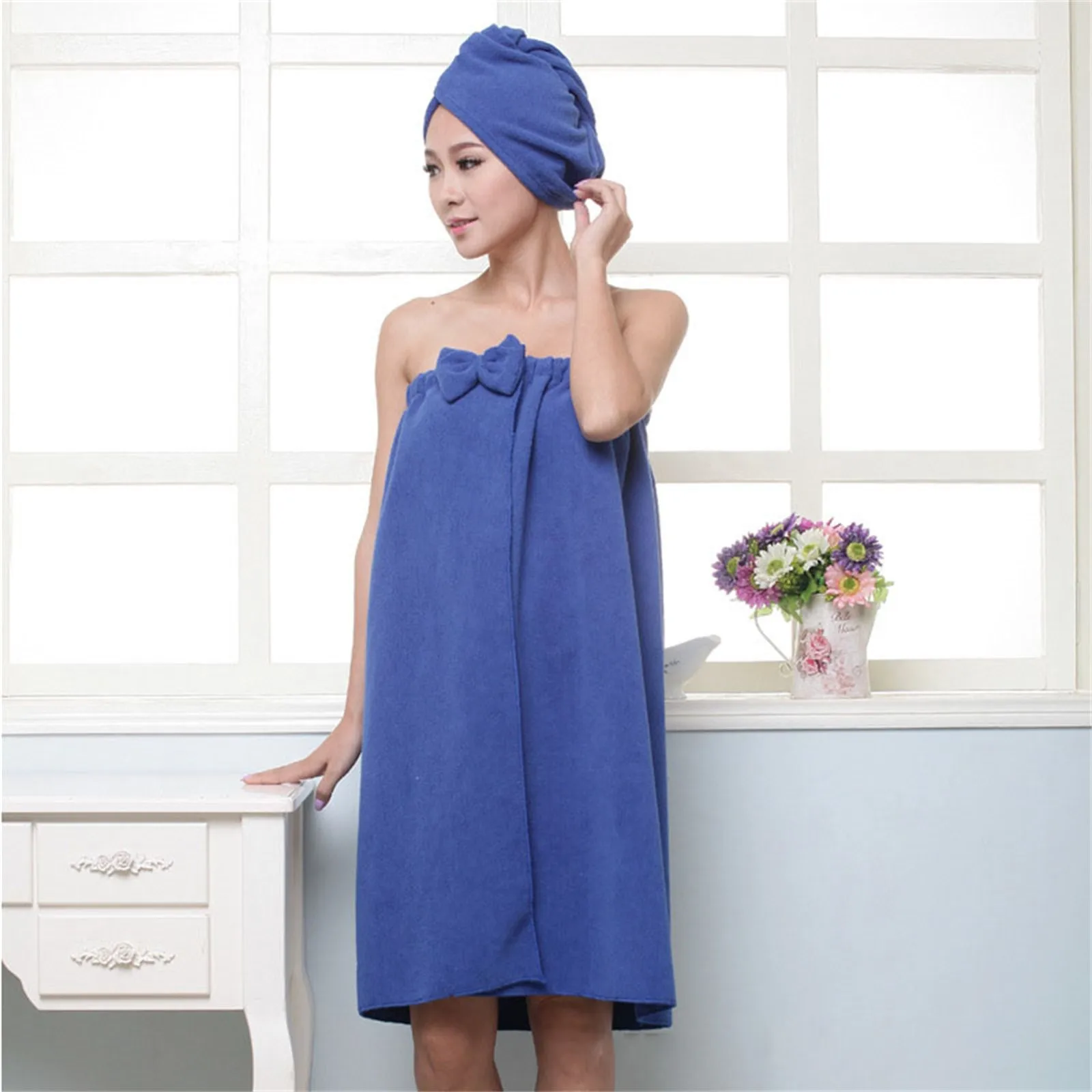 Women-Can-Wear-A-Bath-Towel-With-Microfiber-Chest-Arch-Ladies-Bathrobes ...