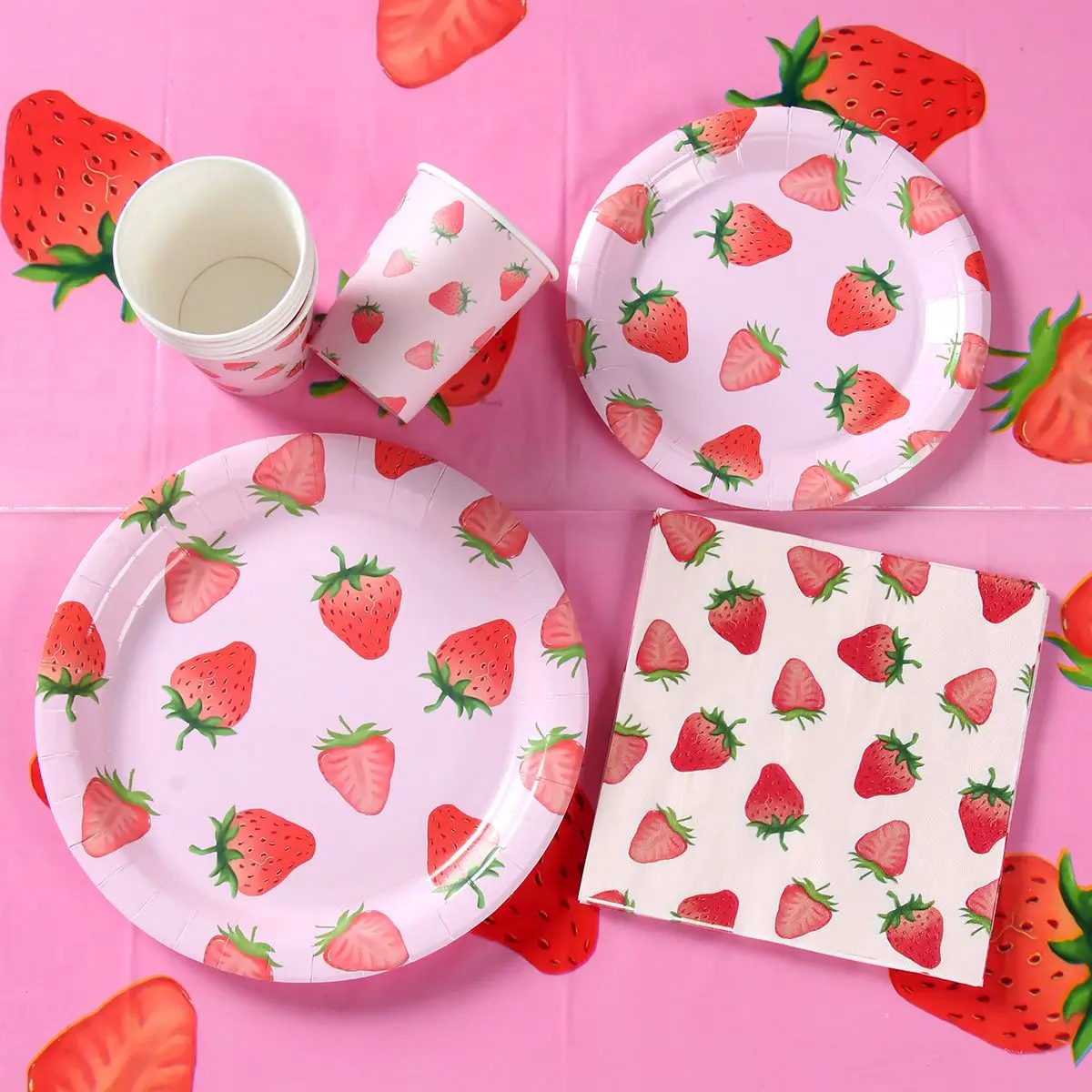 Strawberry-Party-Disposable-Tableware-Wedding-Party-1st-Birthday-Party ...