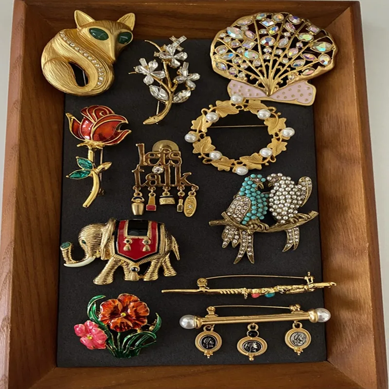 Luxury-fashion-vintage-brass-Gold-plated-vintage-brooch-accessories ...