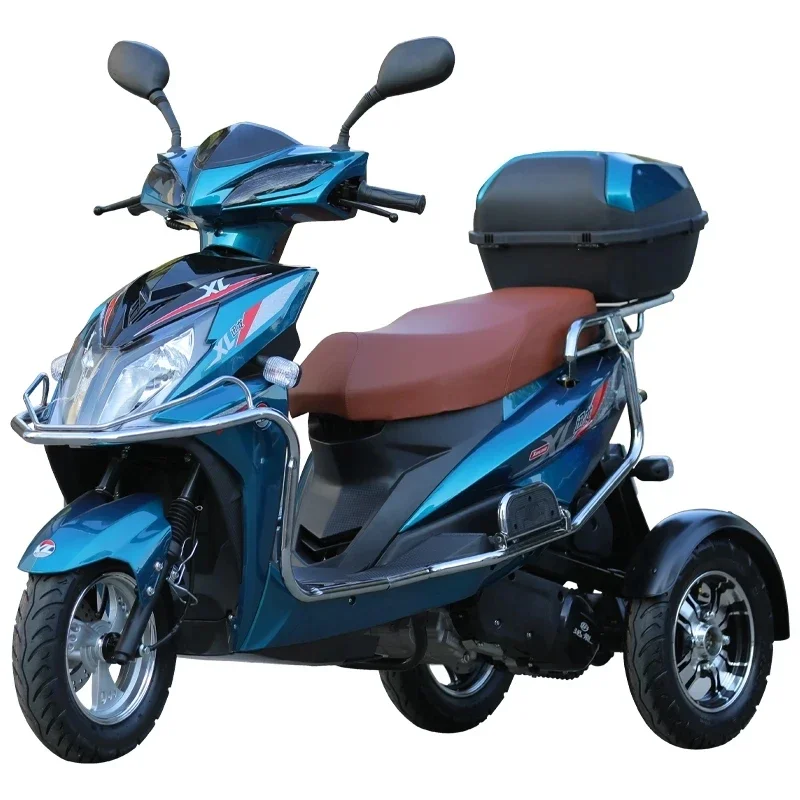 Tricycle-Fuel-Pedal-Motorcycle-125C-EFI-Elderly-Power-Car.jpg
