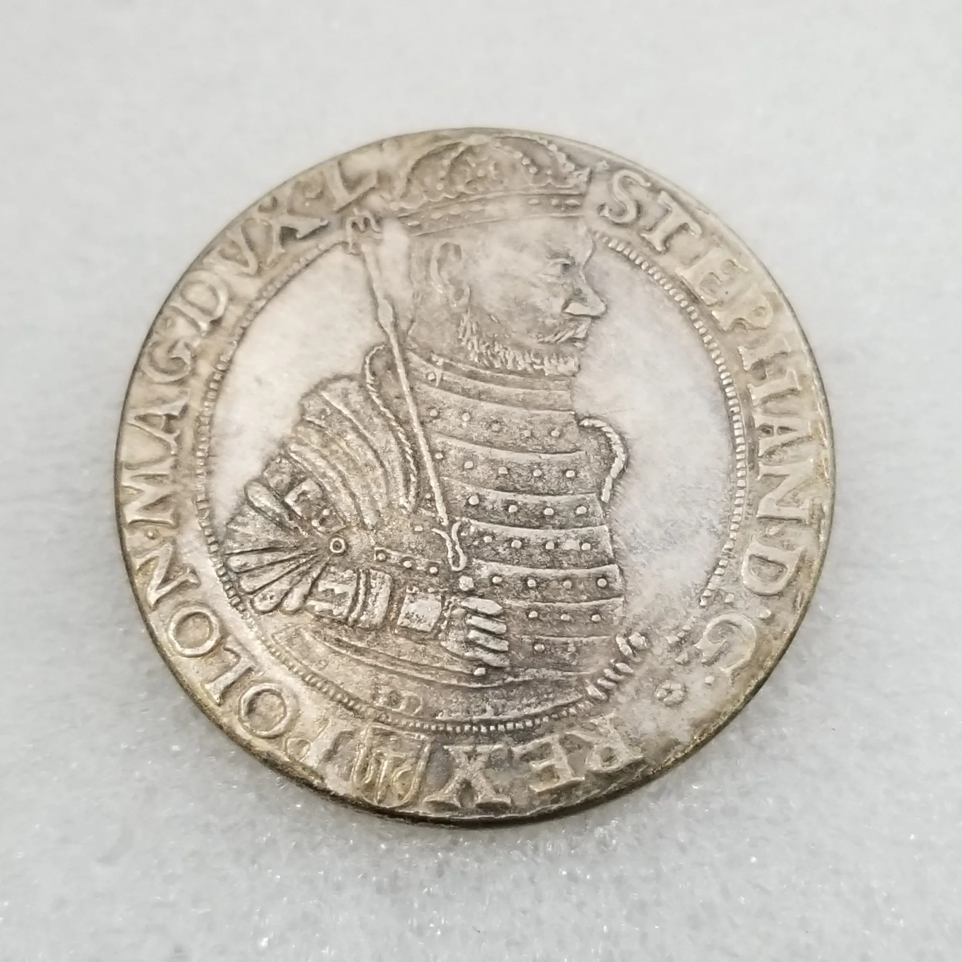 1583-Poland-Vintage-Original-Gold-Silver-Coins-Home-Decor-Coin-Magic ...