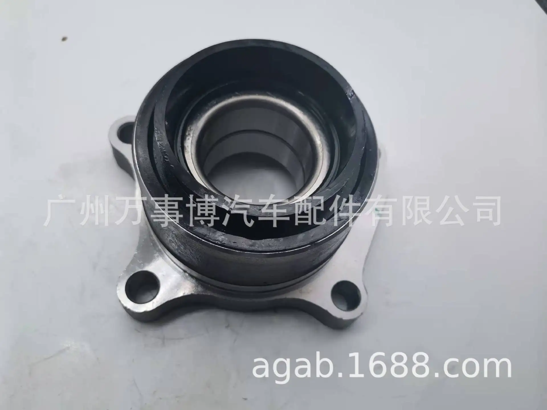 Rear-Wheel-Hub-Bearing-Assembly-for-Hiace-42450-26010.jpg