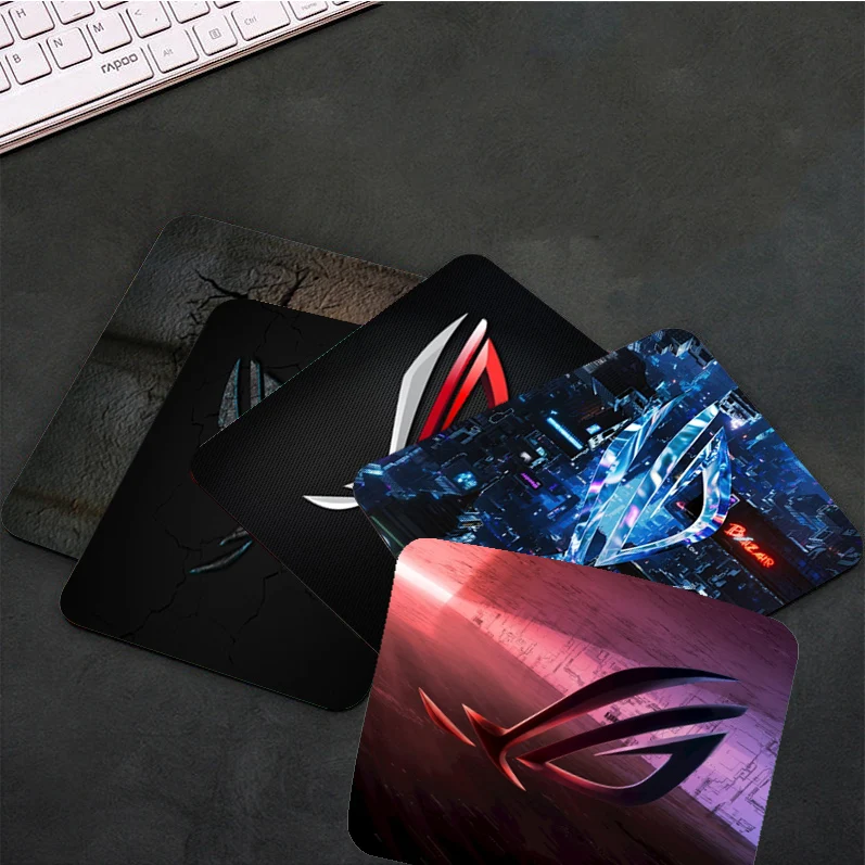 ASUS ROG Anti Slip Dos Desenhos Animados Anime Gaming Mouse Pad Teclado ...