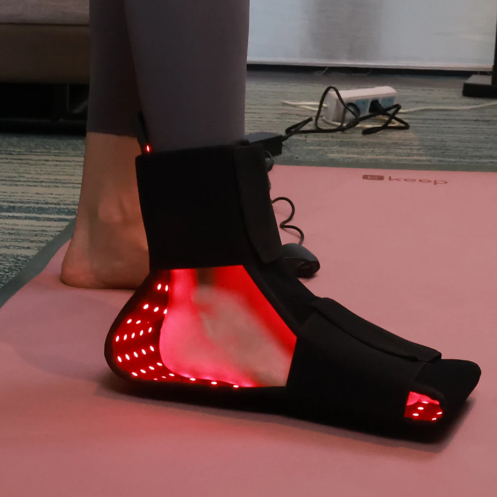 Red-light-therapy-feet-wrap-660nm-850nm-foot-red-light-therapy.jpg
