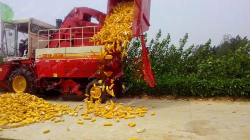 Mini Agriculture Machinery - Tractor Corn Maize Harvester and Combine ...