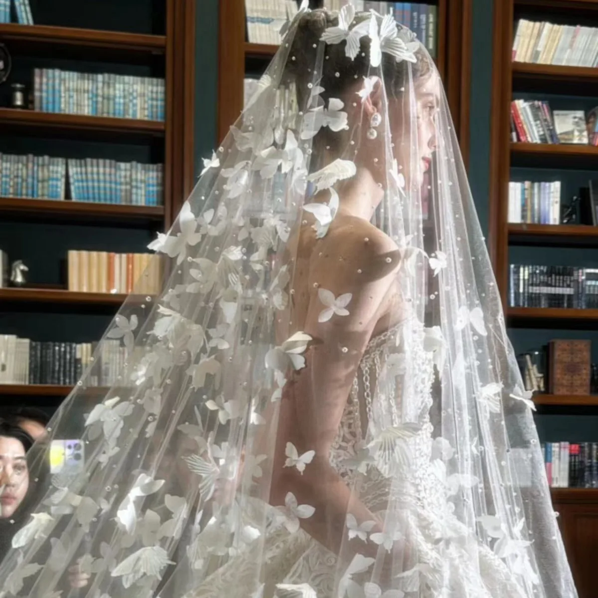 Butterfly wedding veil 60 photos - Astyledwedding.com