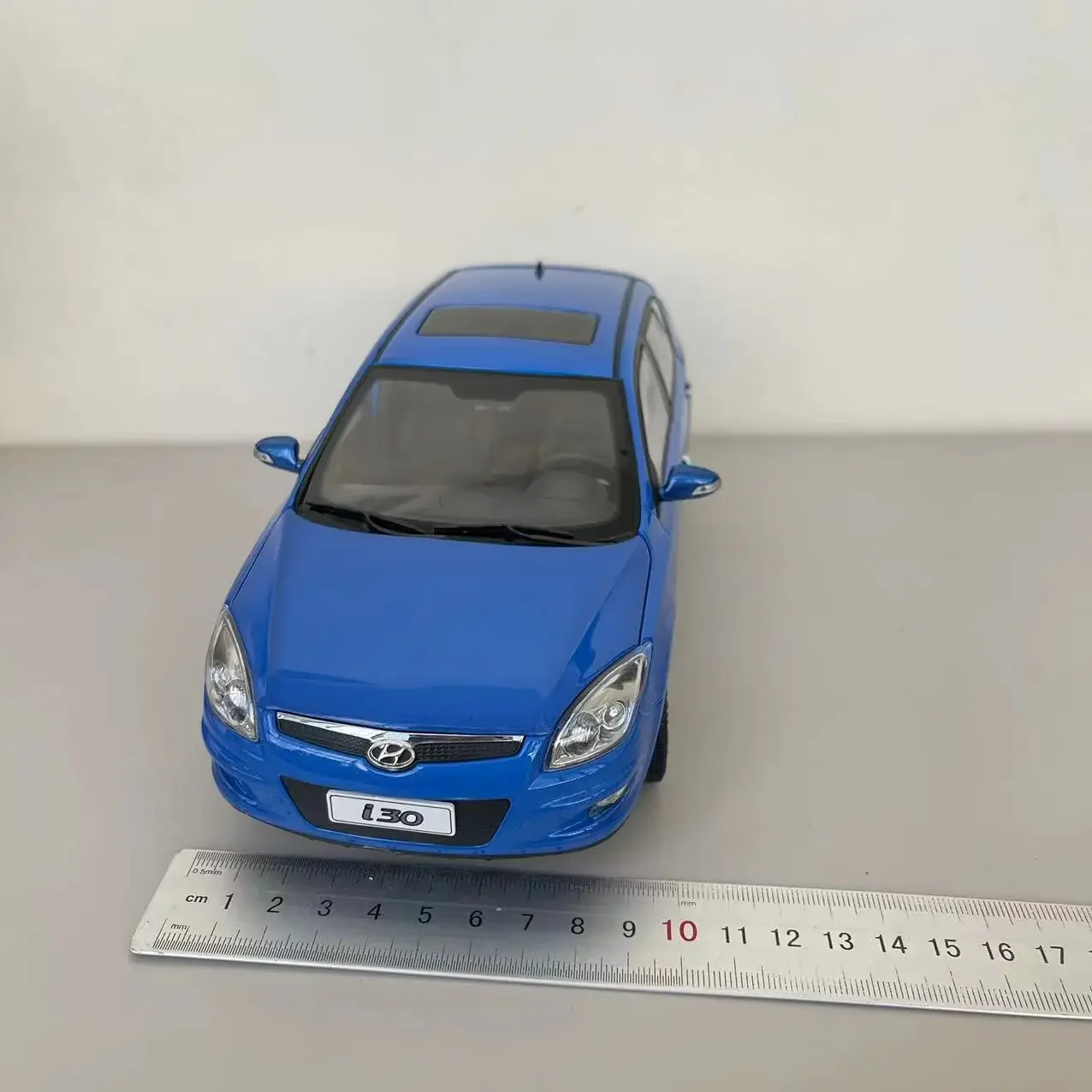 Коллекционная модель автомобиля WELLY Hyundai I30 2012 1:18 | AliExpress
