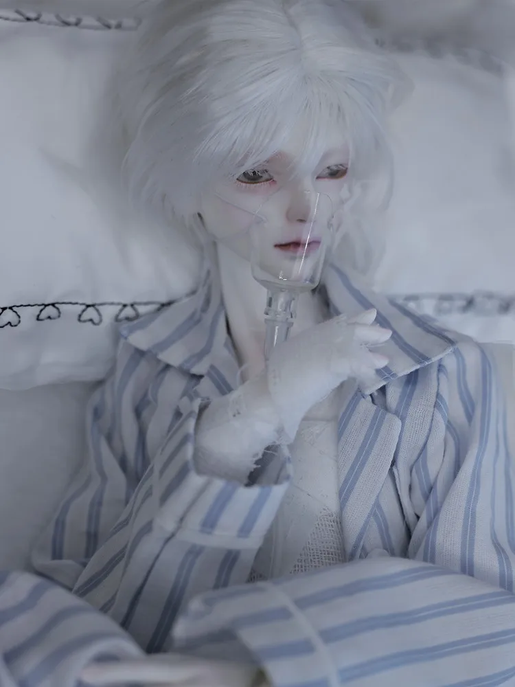 Shugafairy Morty BJD Doll 1/4 45cm with Bubo Body Unhealthy Fragile Hospital Gown Dress Amazing ...