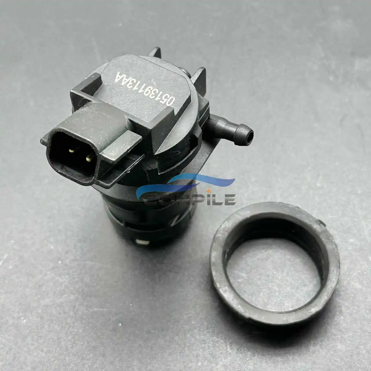 For Chrysler 300c 2005-2021 water jet motor front windscreen 05139113AA ...