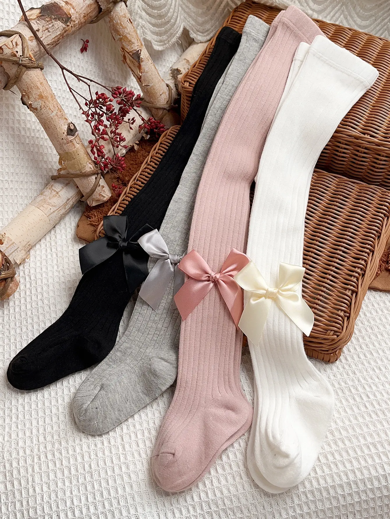Medias-decorativas-con-lazo-para-ni-as-peque-as-4-pares.jpg