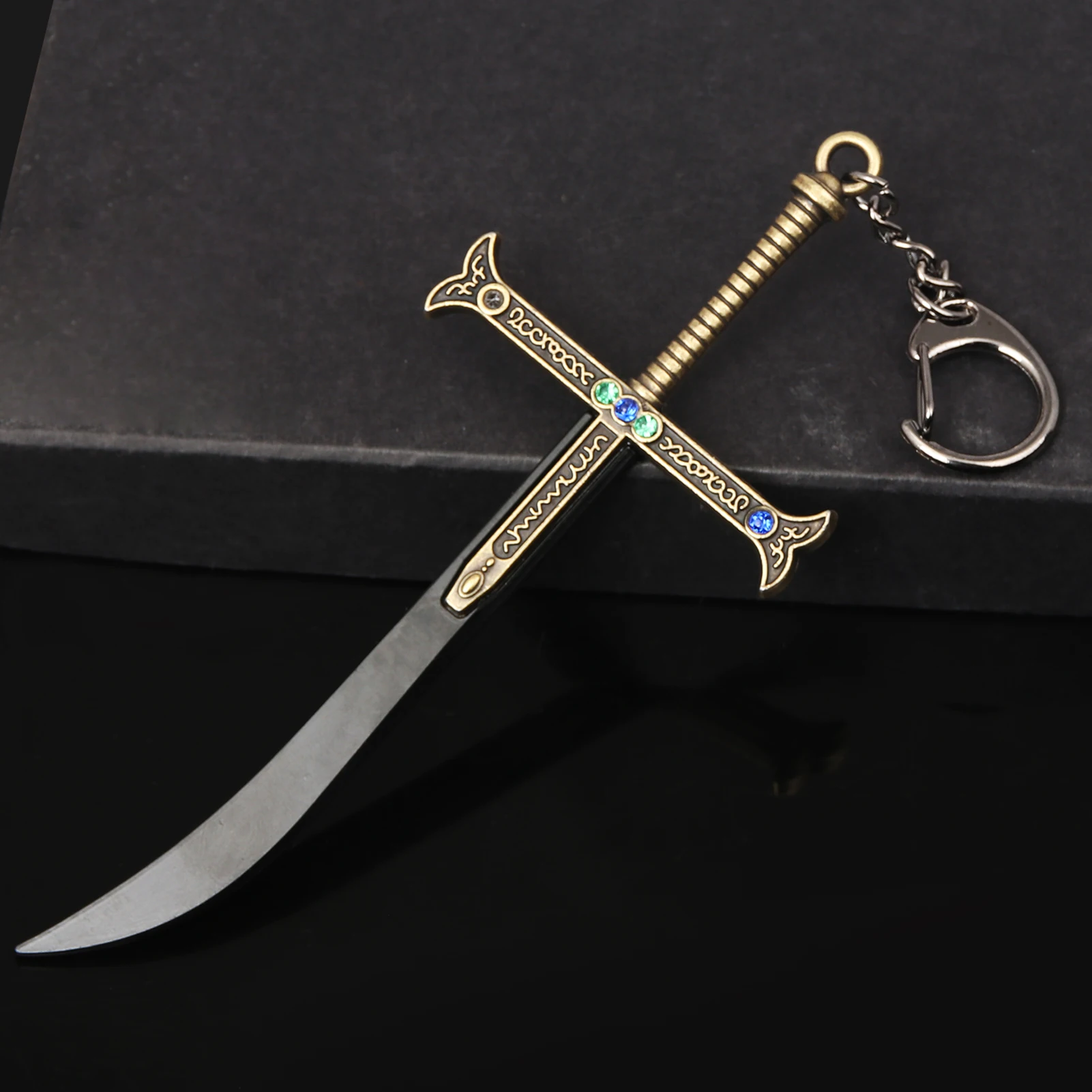 Dracule-Mihawk-Black-Sword-Keychain-Anime-Cosplay-Hawk-Eyes-Yoru-Weapon ...