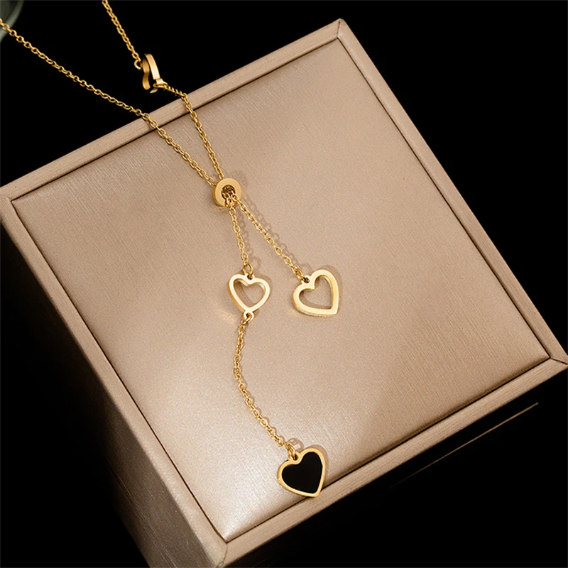 New Stereoscopic Design Black Heart Love Necklace for Female Minors ...