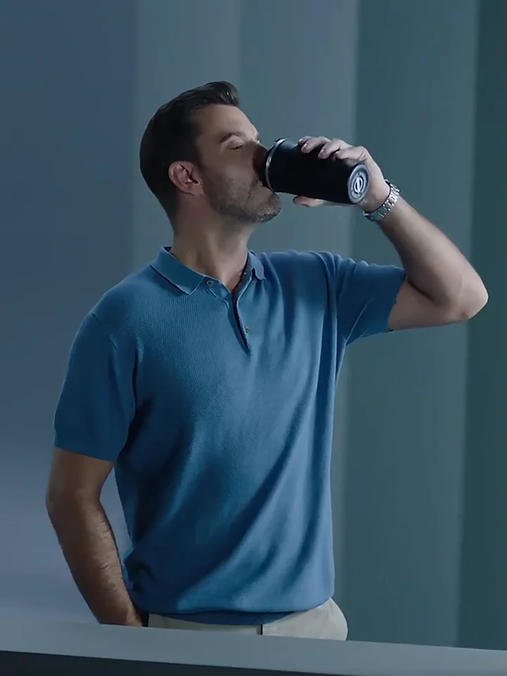 LED Display Travel Mug - 510ml Stainless Steel Insulated Coffee Cup ...