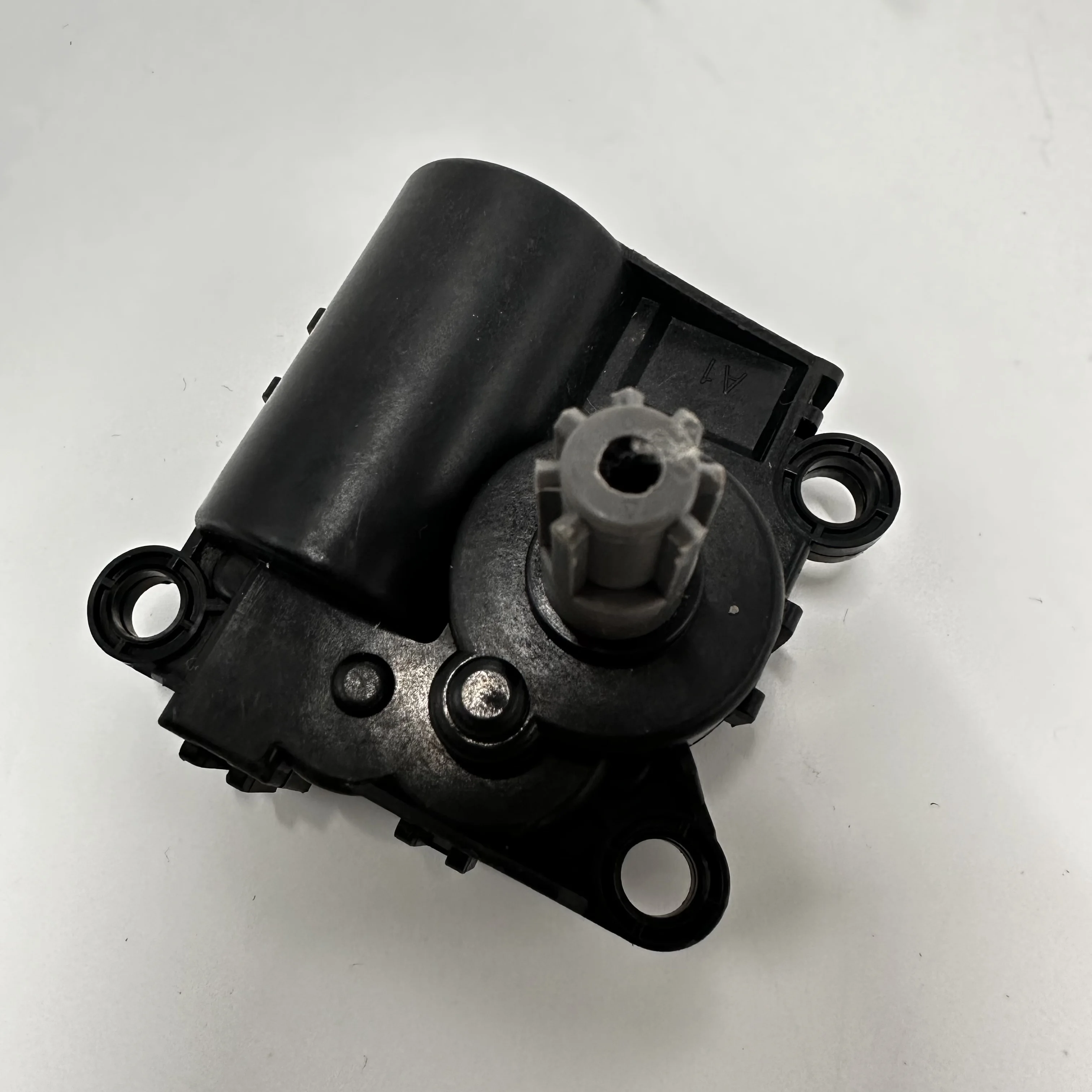 NEW 2011 IX35 SPORTAGE TUCSON HEATER ACTUATOR INTAKE FLAP MOTOR ...