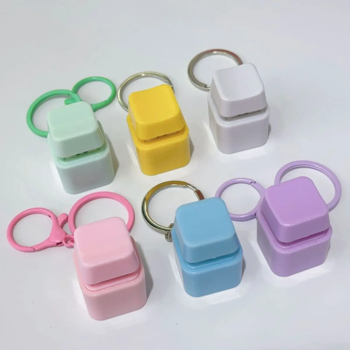 1/10PCS Solid Color Keyboard Fidget Keychain Keycap Keys Button Finger ...
