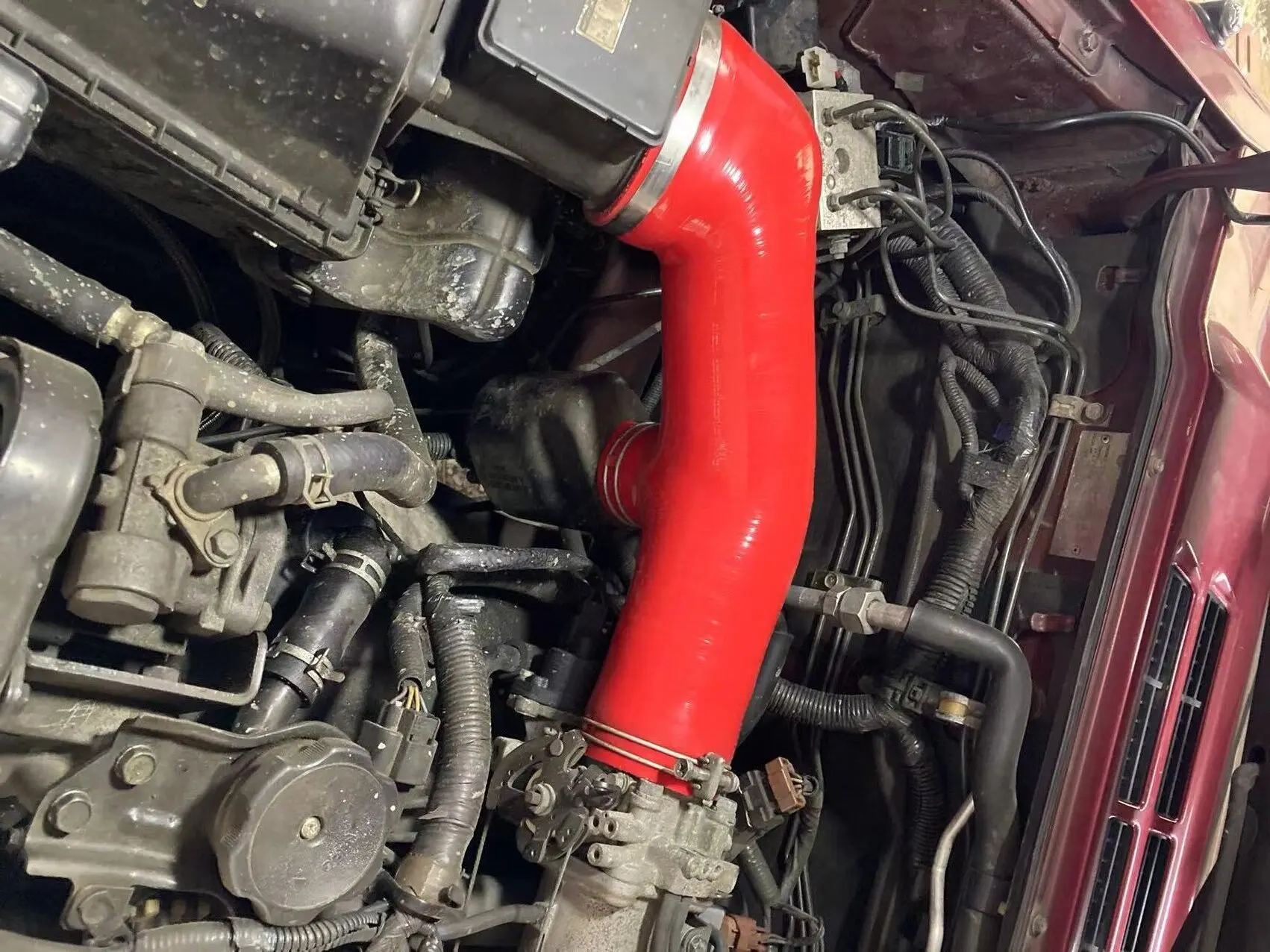 MR373218-Throtlle-Body-Air-Intake-Hose-Pipe-For-Mitsubishi-Pajero ...