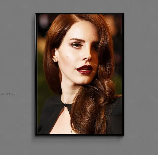 Lana Del Rey Side Profile