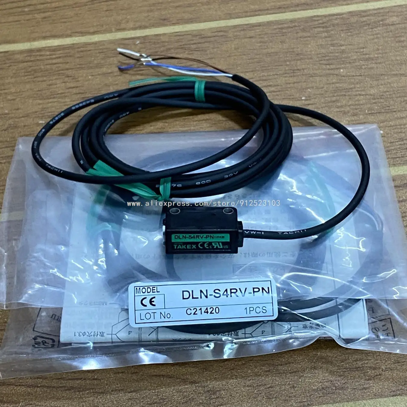 The-new-version-DLN-S4RV-PN-replaces-the-old-version-DL-S4RPN-TAKEX-100 ...