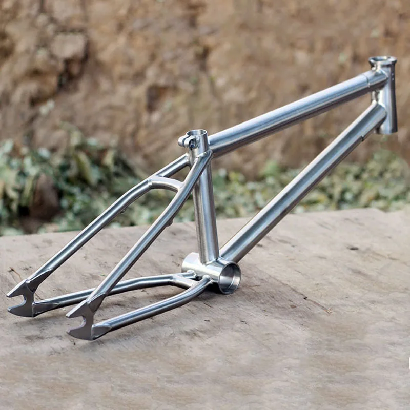 Extreme-Sports-Bicycle-Customized-Off-Road-Titanium-BMX-Bike-Frame.jpg