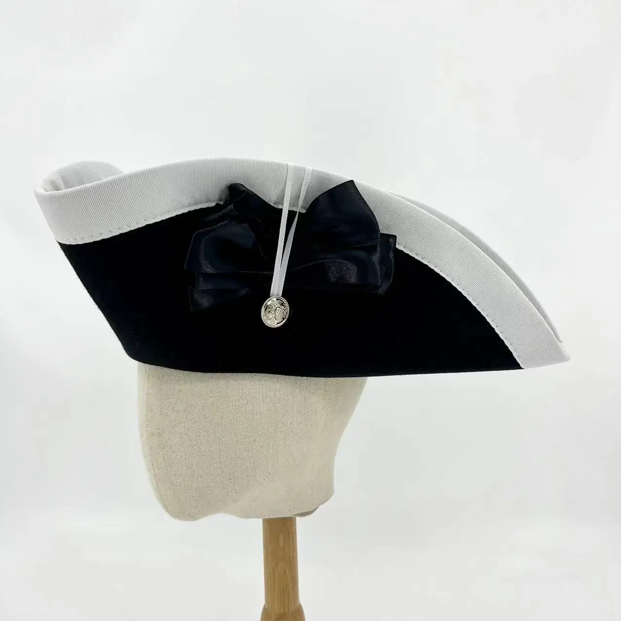 Chapeau-Tricorn-de-Grande-Bretagne-du-Si-cle-Particip-Casquette-en-Laine-Noire-Accessoires ...