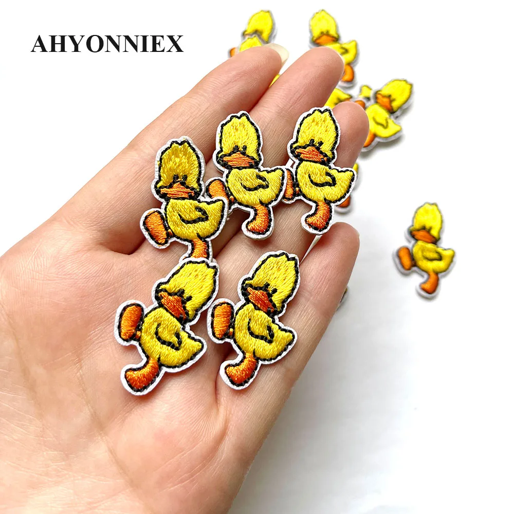 10pcs/Lot Small Yellow Duck Patch Embroidery Sticker Paste Directly ...