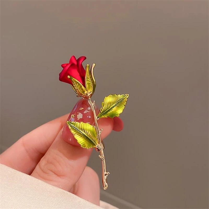 Beautiful Rose Flower Brooches Collection For Women Lady Elegant Flower ...